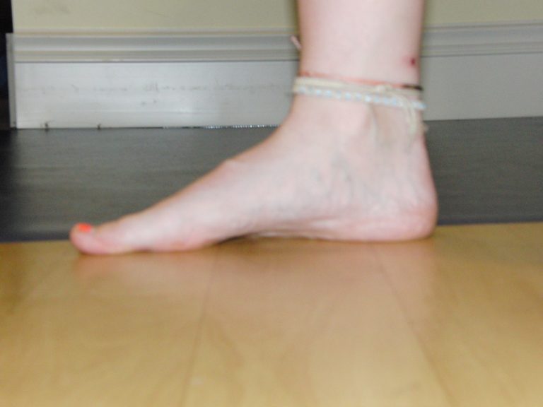 Strengthening Exercises for Intrinsic Foot Muscles - Damien Howell PT